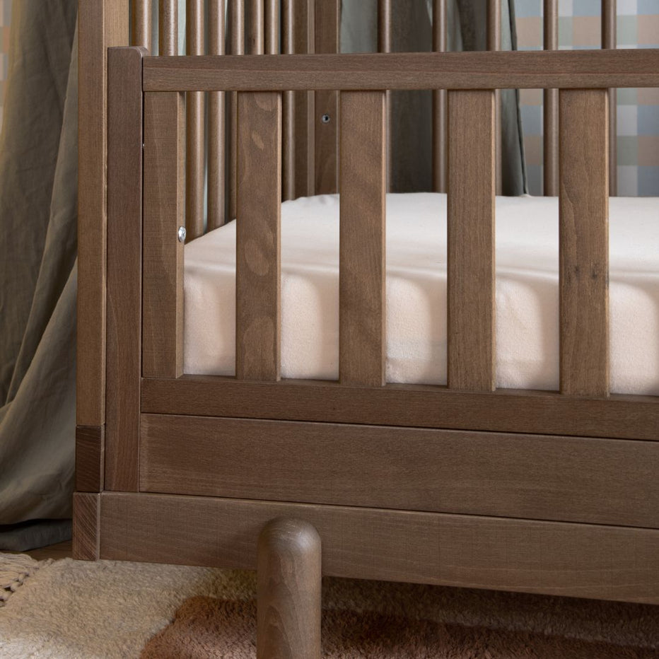 dadada 4-in-1 Convertible Crib | Versatile Baby Beds | Little Unicorn USA